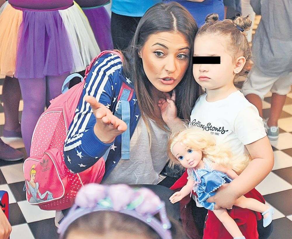 Antonia se mută în Italia, de dragul fetiţei - REVISTA BABY: Pentru ...