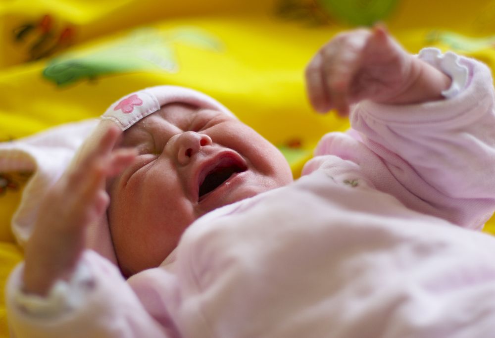 Momentul în care am vrut să-mi arunc copilul pe geam - REVISTA BABY ...